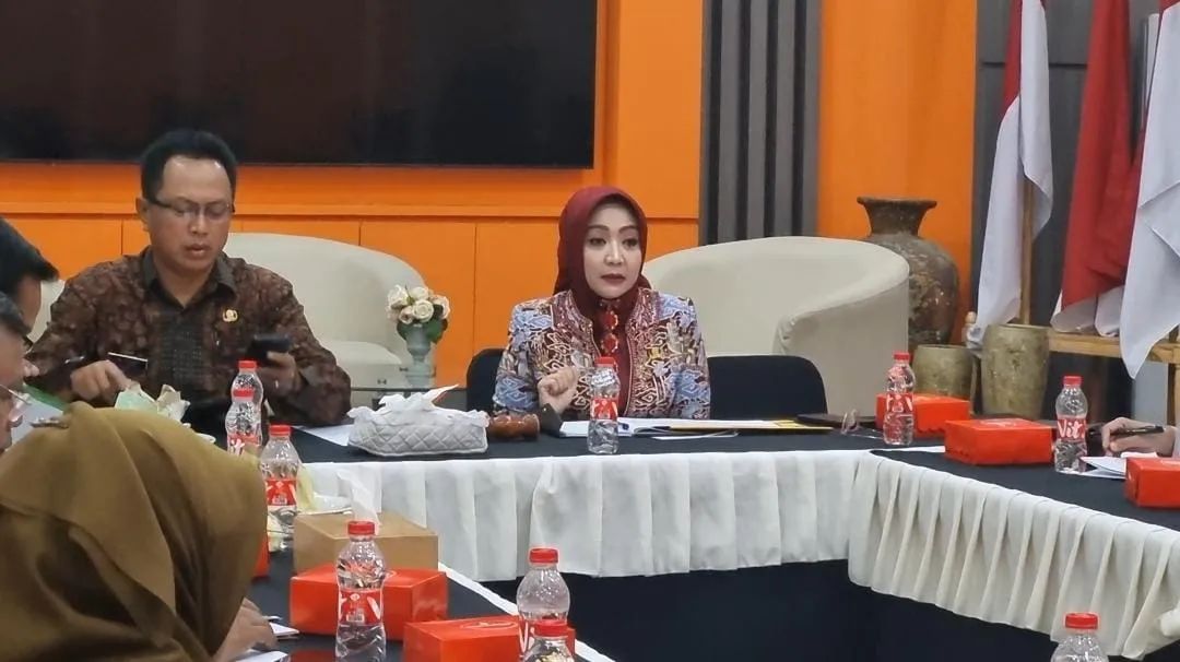 Rapat menindaklanjuti Laporan Hasil Pemeriksaan (LHP) Khusus - Prokompim