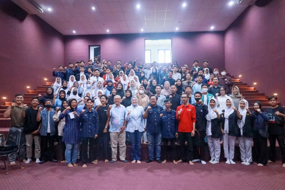 Workshop Digital Purwakarta, bertempat di Gedung Creative Center ...