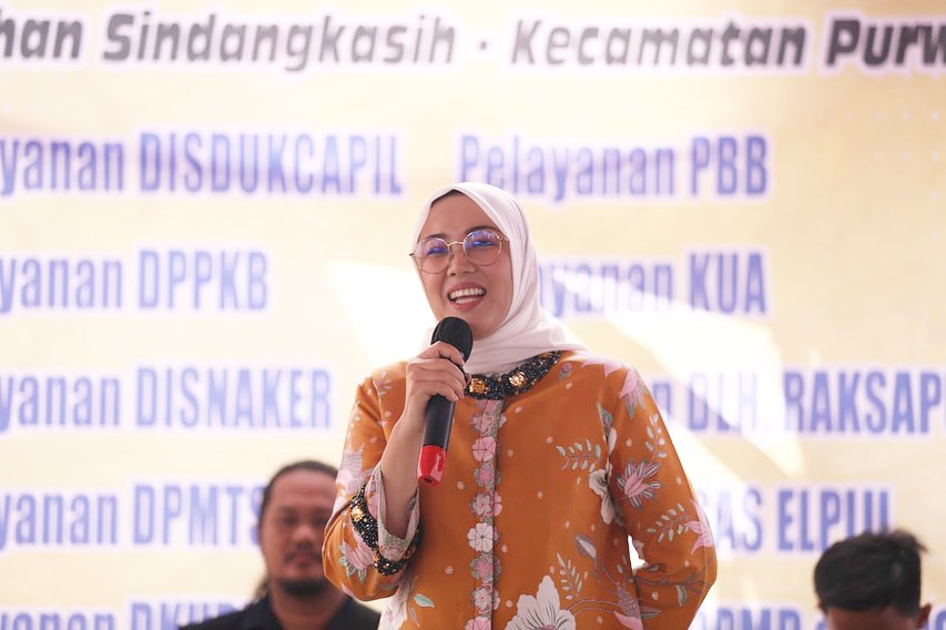 Bupati Purwakarta Ambu Anne Ratna Mustika menghadiri Kegiatan Pelayanan ...