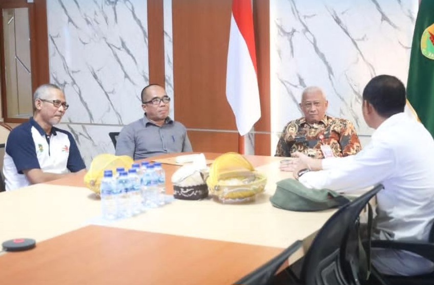 Plh. Sekretaris Daerah dr. Agung Darwis Suriatmadja, M.Kes Mengikuti Rapat Koordinasi Satgas PPK ...