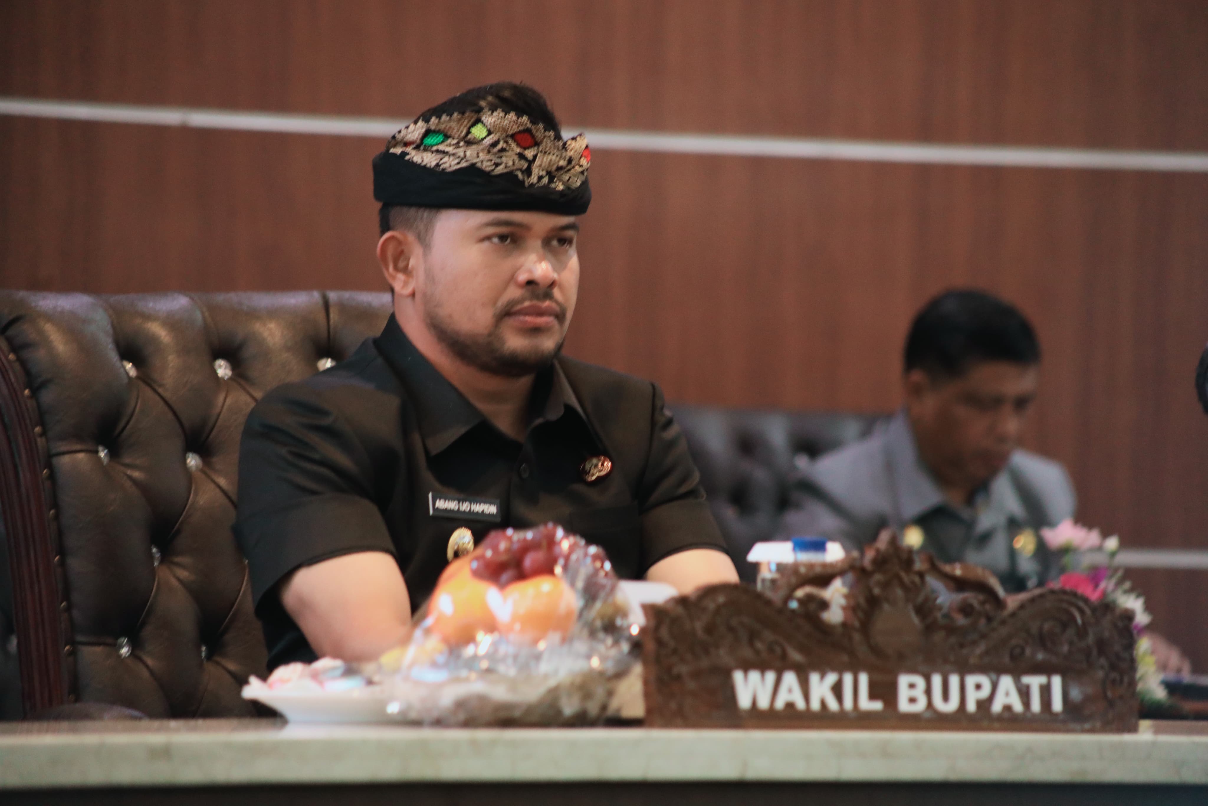 Wakil Bupati Purwakarta Abang Ijo Hapidin menghadiri Rapat Paripurna Pembicaraan Tk. 1 Dalam ...